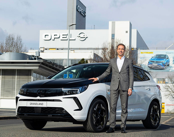 Opel CEO’su Florian Huettl