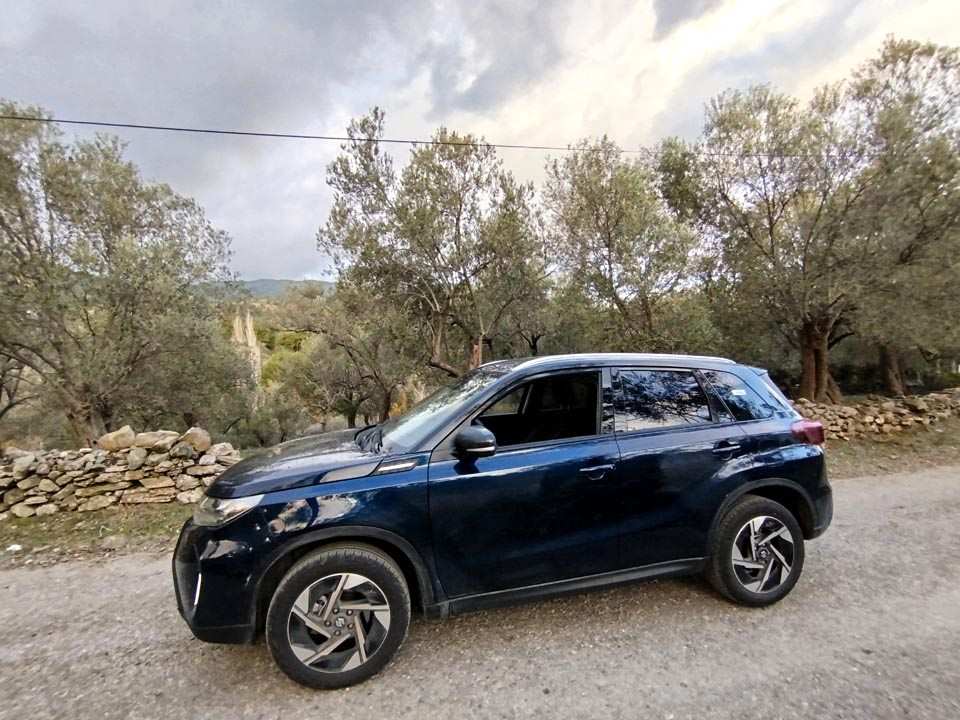 Test Driving: New Suzukı Vitara Hybrid - Automobile Magazine