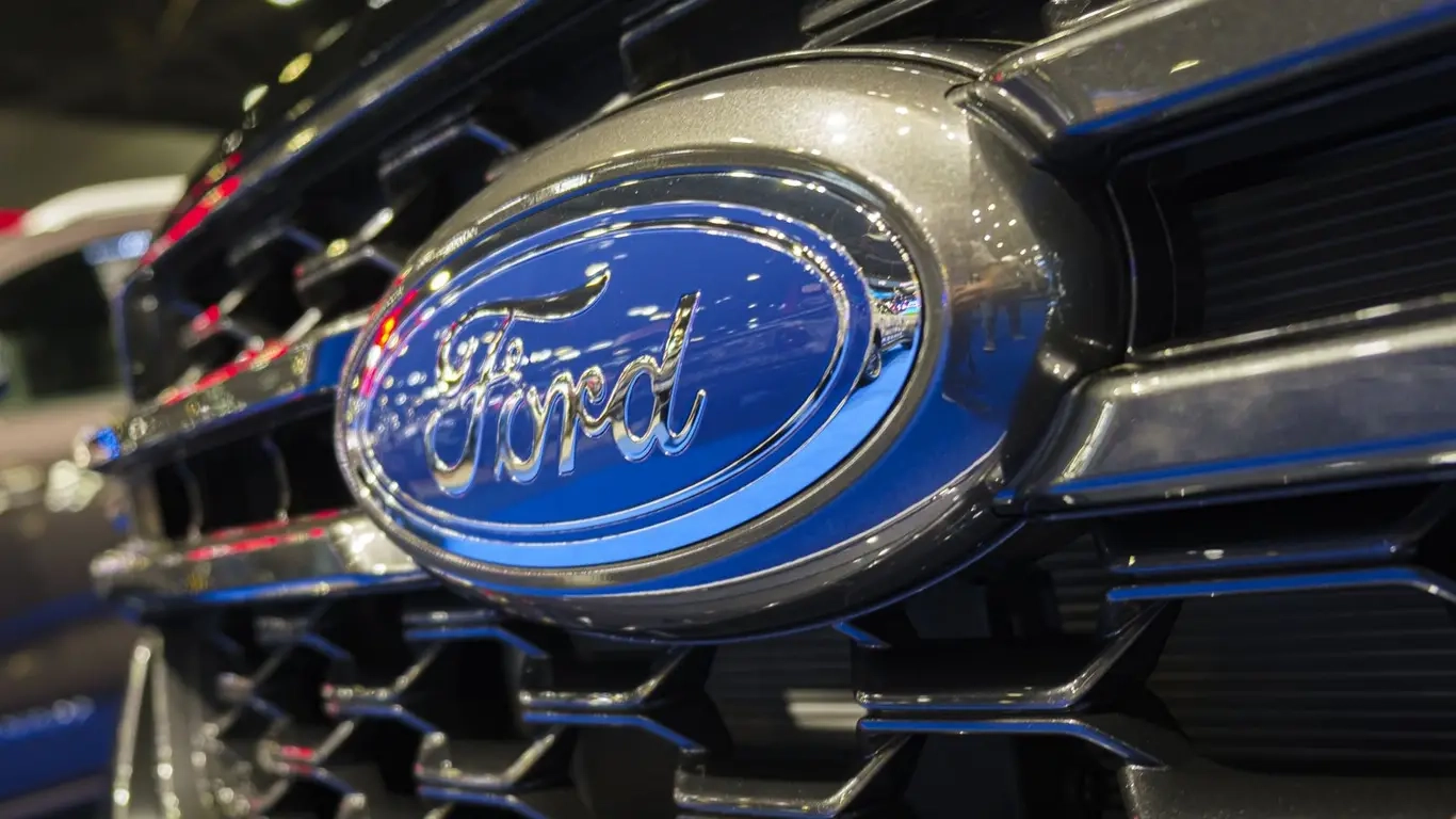 Ford Maverick sales drop 10.9% but lead compact pickup market in 2026 ...