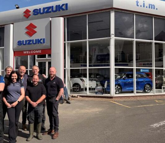 UNITED KINGDOM – Automobile Magazine